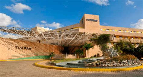 Hotel Tuxpan • D Mi Pa Ti