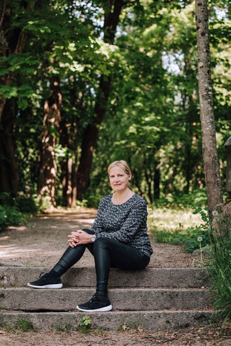 Specialläraren Annele Wiman ”vi Har Allt Men ändå Saknar Våra Barn