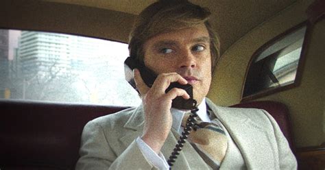 O Aprendiz Sebastian Stan Como Donald Trump Em Clipe In Dito Do