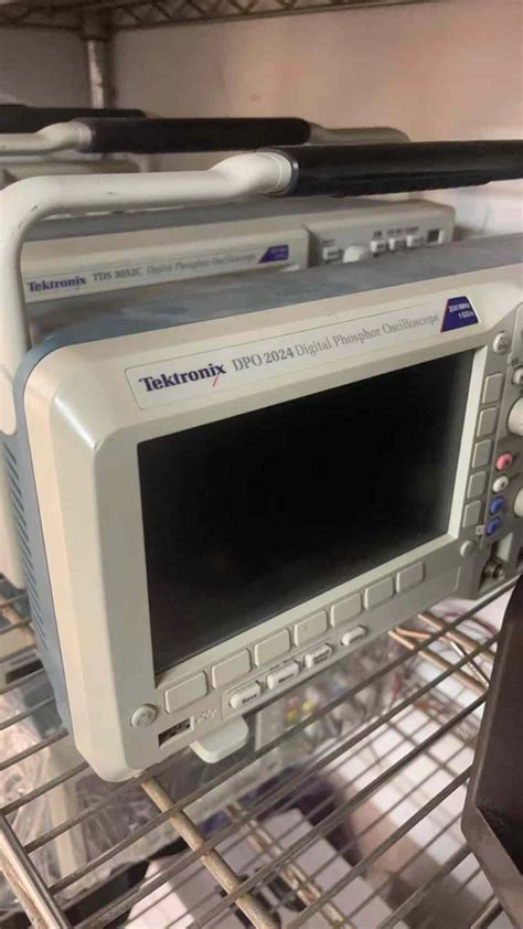Tektronix Dpo 2024 Digital Phosphor Oscilloscope Tektronix Thailand