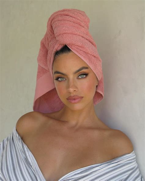 Instagram Priscilla Huggins Ortiz