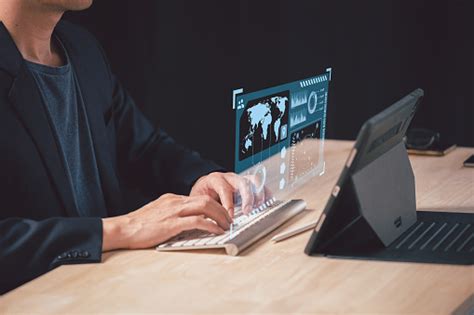 devops 개념 소프트웨어 개발 it 운영 애자일 프로그래밍 컴퓨터 화면 및 프로젝트 관리자에 개발 작업 아이콘이 있는 개념