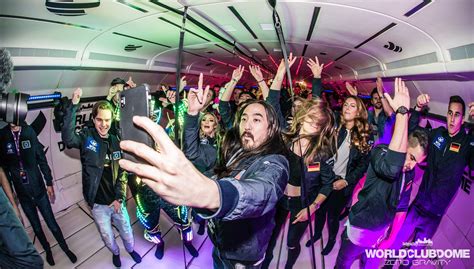 Zero Gravity Dance Club