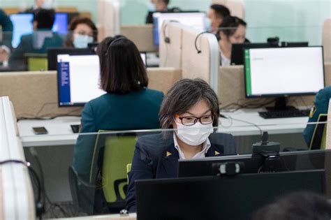 Зөвлөе туслая шийдье