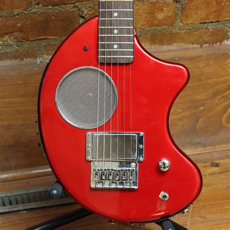 Fernandes Nomad Deluxe W Effects Red Metallic Reverb