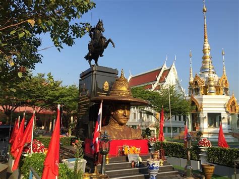 วัดอินทราวาส วัดอินทราวาส Added A New Photo