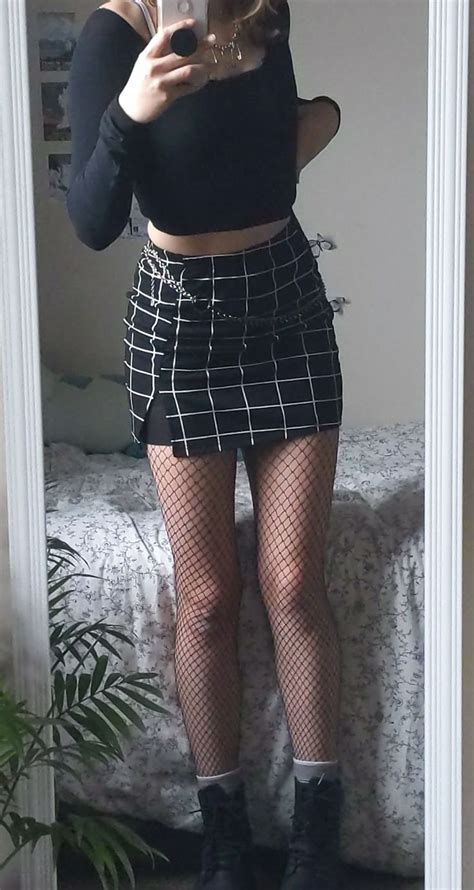 Alternative Grunge Egirl Emo Outfit Fish Net Tights Outfit Fishnet Outfit Fishnet Stockings