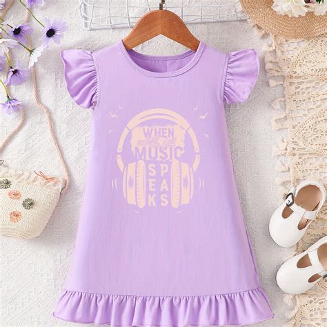 음악과 만화 헤드폰 그래픽 프린트 베이비 걸스를 위한 세련된 And 약간의 신축성 있는 러플 트림 면 드레스 봄 And 여름을 위한 유아 걸스 스트릿웨어 의류 야외 활동용
