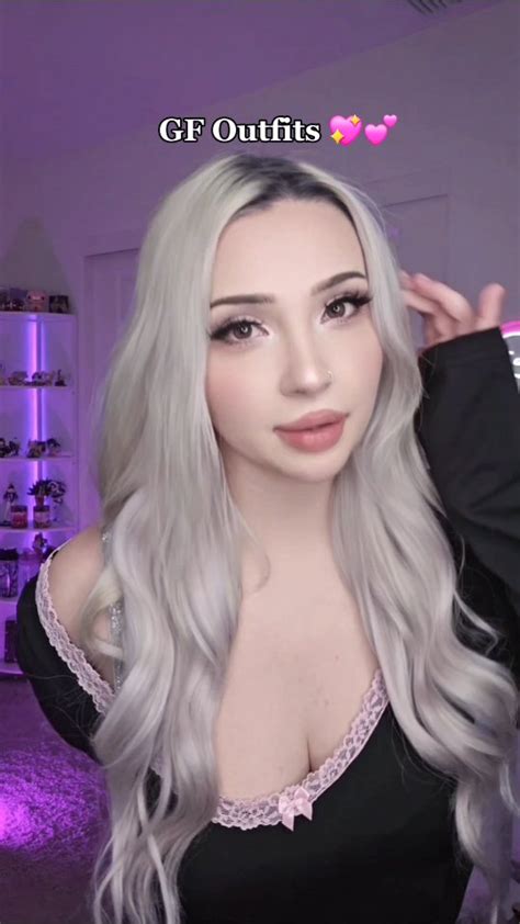 Stopped Scrolling For A Sec 🖤 Explore Explorereels Altgirls Slavic Gothgirl Flirt