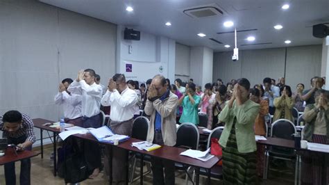 ဂန္ထဝင်ဩသု ဂန္ထဝင်ဩသု မြန်မာ့တိုင်းရင်းဆေး