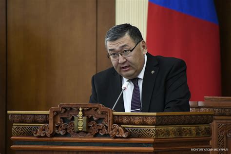 Vip76 Mn Гаалийн албан татвараас чөлөөлөх тухай хуулийн төслийг хэлэлцэх эсэх асуудлыг хэлэлцэв