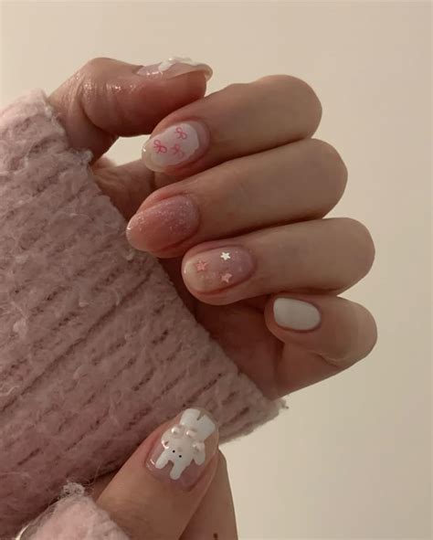 장유네일 퓨어 율하네일 김해네일 On Instagram 수인샘 지정아트 화이트래빗 🐰🤍 수인샘 시술 ☁️ 수인샘