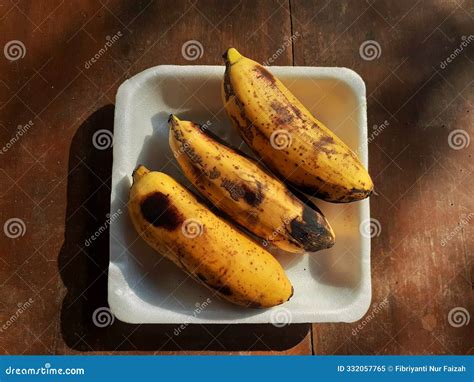 Bananas Are Too Ripe Stock Image Image Of Baking Plant 332057765