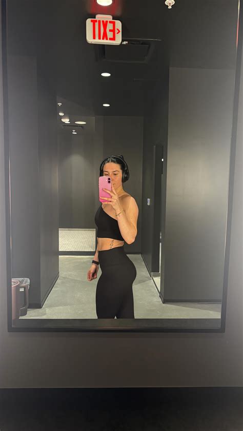 Lex The Flexer Lexxflexxs • Instagram Photos And Videos