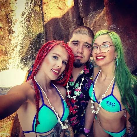 Polyamorous Throuple Strip Off To Make Candid Post About Three Way