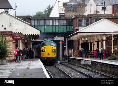 Class 37 Diesel Electric Engine 37109 At Bury On The East Lancashire
