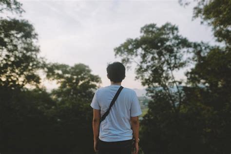 是患了胡鑫宇事件后遗症吗？一开学，学校就要学生签不自杀承诺书 知乎