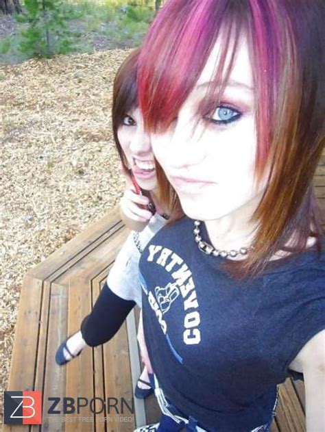 Super Super Fucking Hot Emo Female Zb Porn