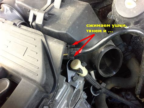 Замена воздушного фильтра Рено Дастер 2 0 фото и видео