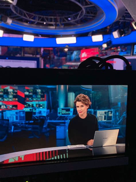 Paola Rojas Salió Y Genaro Lozano Llegó Qué Está Pasando En Los Noticiarios De Televisa Infobae