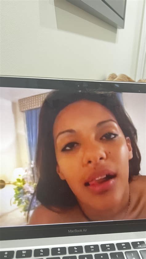 Who Is She Saw Her On Niksindian Rsaucefornsfwads