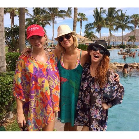 Kaley Cuoco Hits The Beach During Mexico Vacation