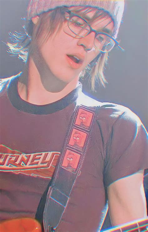 Mikey Way Pictures Artofit