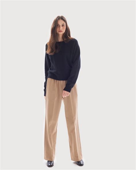 Mini Base Model Management