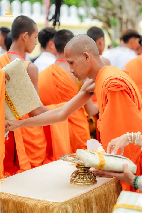 ព្រះធម្មវនវាសី ចន្ទមុនី ព្រះសង្ឃាធិបតិវត្តចន្ទប្បជោត្តនារាម វត្តតាសុត ព្រះធម្មវនវាសី