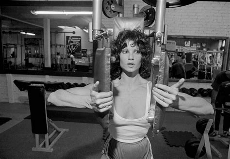 Lisa Lyon Pioneering Female Bodybuilder And Inspiration For Marvels