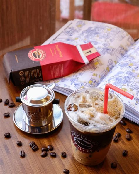 Giải đáp Thành Công Của Highlands Ông Hoàng Coffee Việt