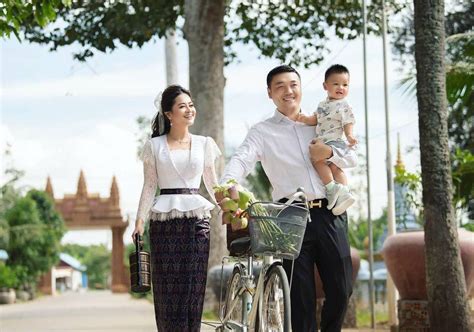 ថ្ងៃវារៈវ័នបតគឺជាថ្ងៃទី ២ នៃពិធីបុណ្យចូលឆ្នាំខ្មែរ នៅក្នុងថ្ងៃនេះ