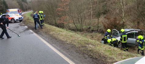 Einsatz Verkehrusnfall Richtung Darscheid Freiwillige Feuerwehr Daun