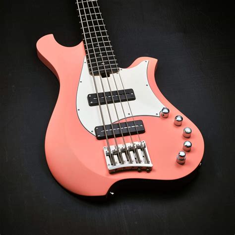 Bacci Guitars Marleo V 32 Bacci Pesca Bass Buddha