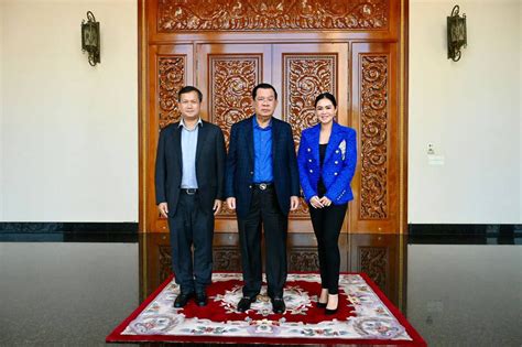 សម្តេចតេជោ ហ៊ុនសែន បុគ្គលិក Vod យ៉ាងតិច ៨នាក់ បានដាក់ចូលក្របខណ្ឌ