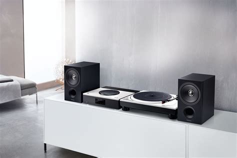 Technics SA C600 W Network CD Receiver New In Matt White Finish HiFi BLOG