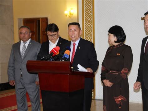 Хөшөөтийн нүүрсний уурхайг түшиглэж шахмал түлший үйлдвэр байгуулна Isee Mn