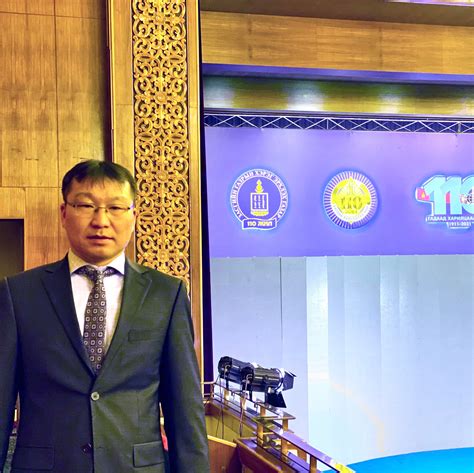 Нийтээр тэмдэглэх баярын өдөртэй Batbold Dorjsuren Facebook