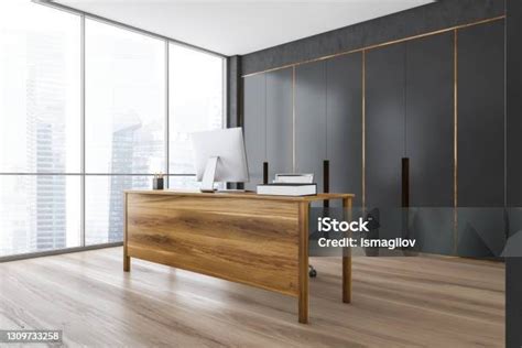 쪽모이 세공 바닥에 테이블과 컴퓨터와 나무와 회색 사무실 캐비닛 사무실에 대한 스톡 사진 및 기타 이미지 사무실 0명 3차원 형태 Istock
