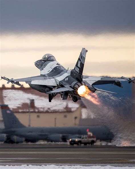 F 14 Tomcat Afterburner F14 Fighterjet Fighterpilot Fighter Militaryaircraft Militaryjet