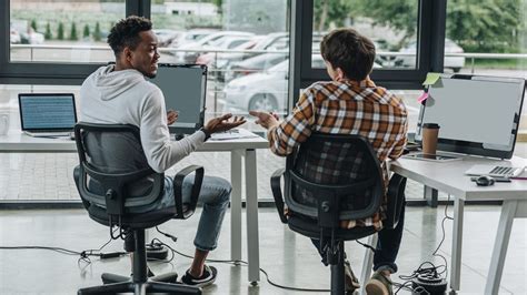 Web Designer Vs Web Developer Whats The Difference