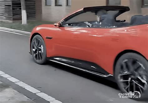 صور تسريبية لسيارة Avatr 06 الجديدة المكشوفة في الصين شبكة السيارات الصينية