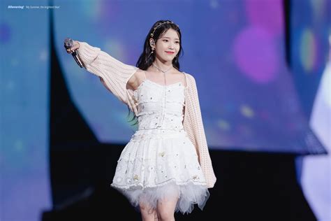 스압 아이유 골든아워 콘서트  인스티즈 Instiz 이슈 카테고리