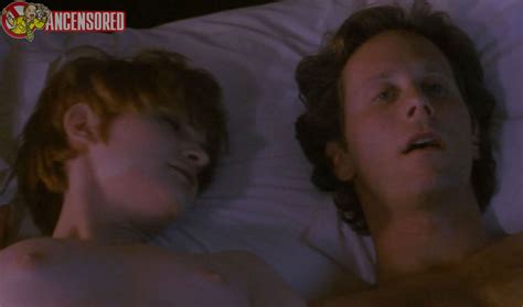 Jennifer Jason Leigh Nude Pics Page 2