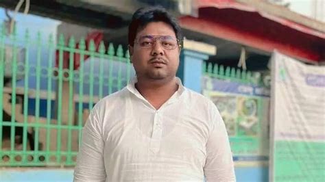 Tmc Neta Razzak Khan Shot Multiple Times Neck Slashed Dies Before Reaching Hospital In West Bengal