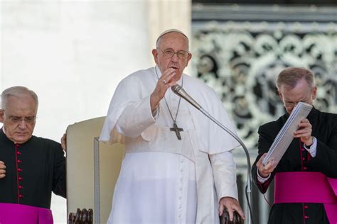 El Papa No Cambiará Las Reglas Del Cónclave Son Todo Invenciones Para