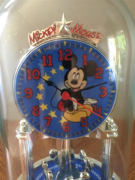 Nib Disney Mickey Mouse Clock