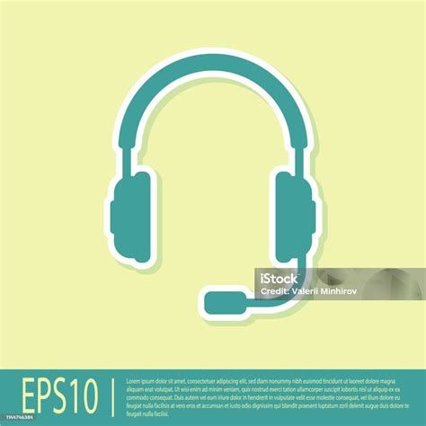 노란색 배경에 마이크 아이콘이 있는 녹색 헤드폰 이어폰 서명 음악 서비스 통신 및 운영자를 청취 하기 위한 개념 객체 평면 디자인입니다 벡터 일러스트 Dj에 대한 스톡 벡터