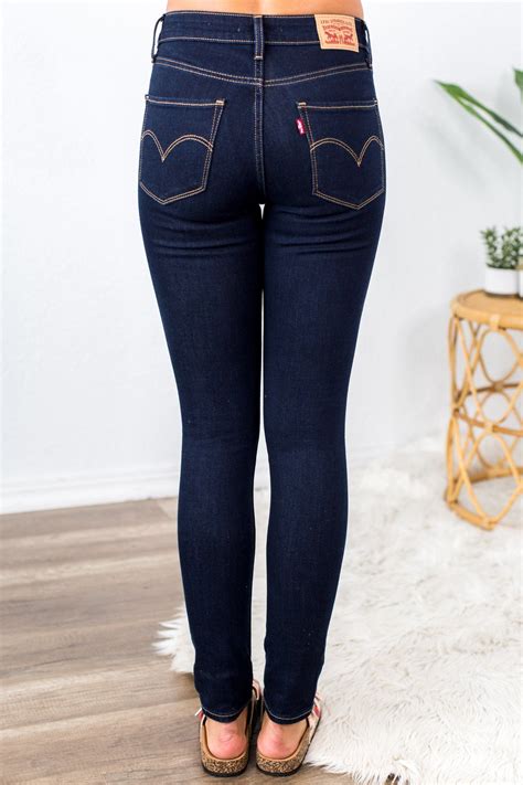 Levi Skinny Jeans Women