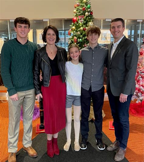 Aaron Bates Whitcomb And Hess